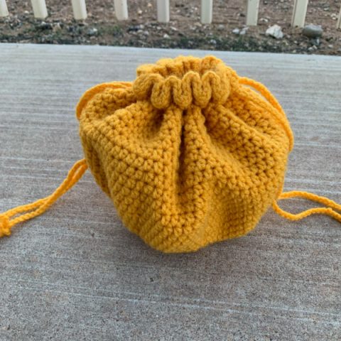 Evan's 8 Pocket Dice Bag Storage: Free Crochet Pattern